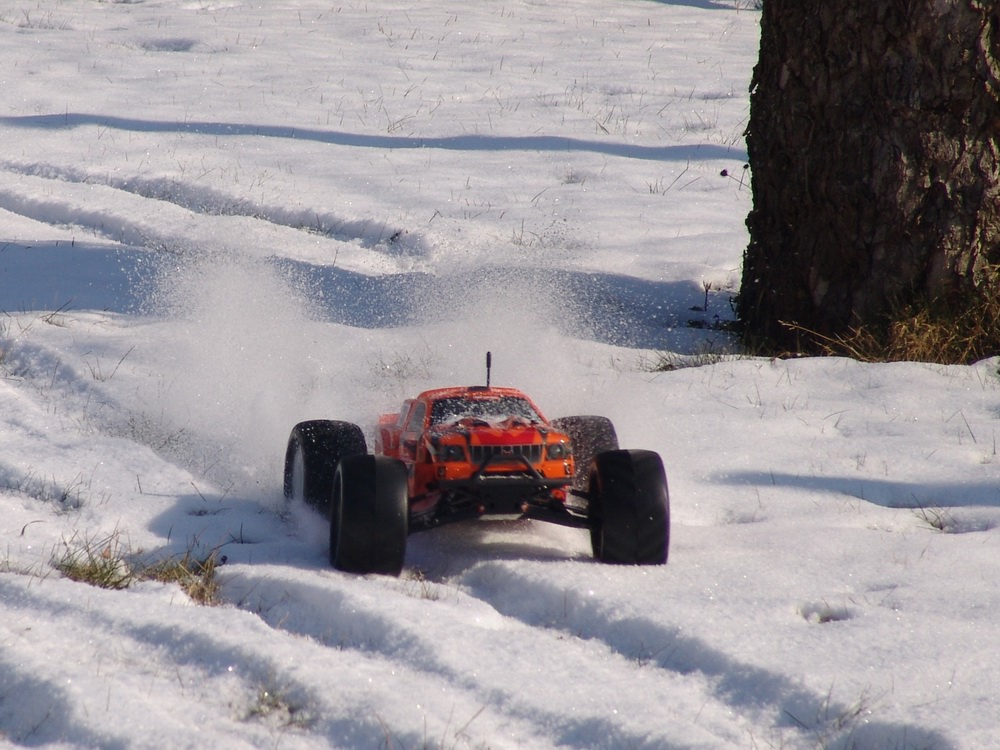 HPI Bullet ST Flux im Schnee 8 › RC-HeliCar