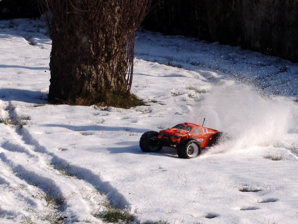 HPI Bullet ST Flux im Schnee 9 › RC-HeliCar
