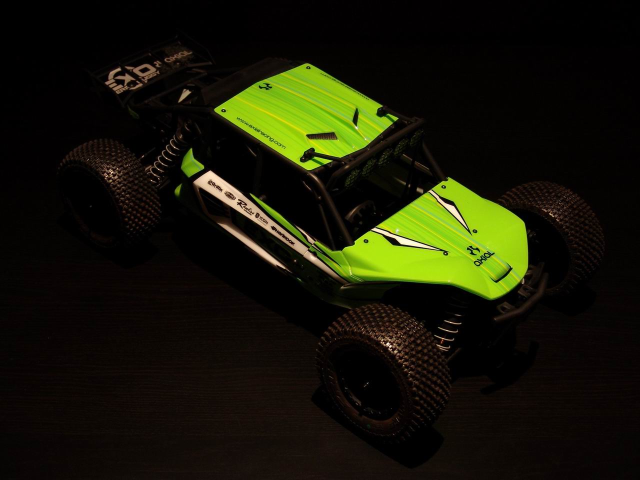 Axial EXO Terra Buggy RTR › RC-HeliCar
