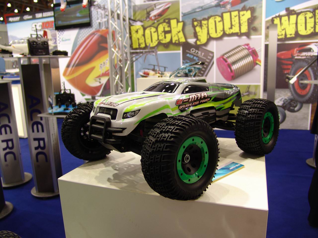 ThunderTiger e-MTA › RC-HeliCar