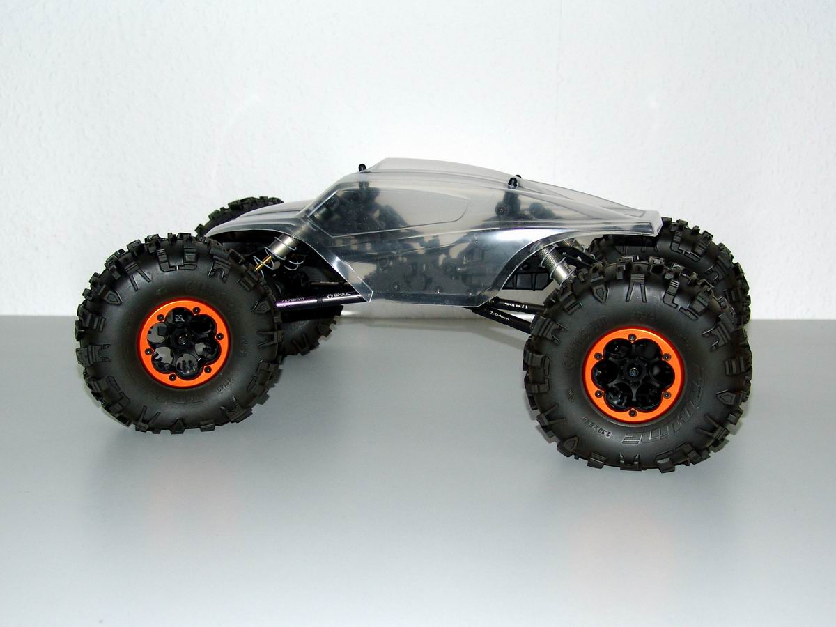 Aufbau des Axial XR10: Roller › RC-HeliCar
