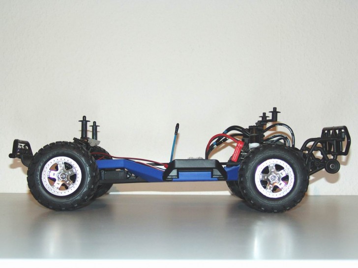 Traxxas Slash 2WD LCG › RC-HeliCar
